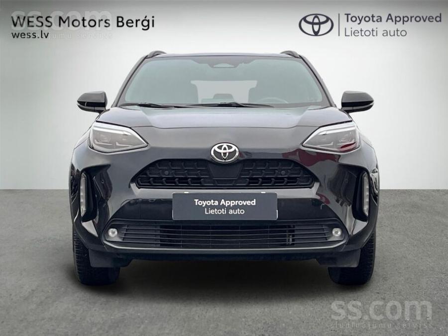 Melns Toyota Yaris 2025 Rīga, ar dzinēja tilpumu 1.50 L un nobraukumu 19 tūkst. km par 23990 €, foto 6 vietnē AUTOMOTO.COM.LV