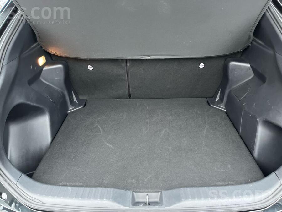 Melns Toyota Yaris 2025 Rīga, ar dzinēja tilpumu 1.50 L un nobraukumu 19 tūkst. km par 23990 €, foto 11 vietnē AUTOMOTO.COM.LV