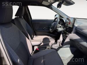 Melns Toyota Yaris 2025 Rīga, ar dzinēja tilpumu 1.50 L un nobraukumu 30 tūkst. km par 23500 €, foto 7 vietnē AUTOMOTO.COM.LV