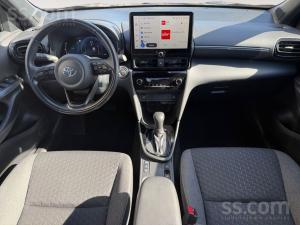 Melns Toyota Yaris 2025 Rīga, ar dzinēja tilpumu 1.50 L un nobraukumu 30 tūkst. km par 23500 €, foto 9 vietnē AUTOMOTO.COM.LV