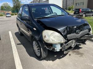 Melns Toyota Yaris 2005 Viļņa, ar dzinēja tilpumu 1.00 L un nobraukumu 164 tūkst. km par 399 €, foto 5 vietnē AUTOMOTO.COM.LV
