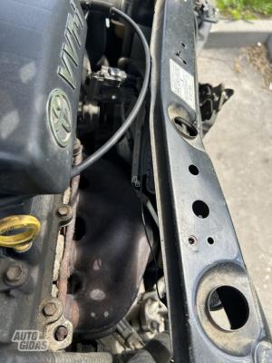 Melns Toyota Yaris 2005 Viļņa, ar dzinēja tilpumu 1.00 L un nobraukumu 164 tūkst. km par 399 €, foto 13 vietnē AUTOMOTO.COM.LV