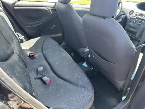 Melns Toyota Yaris 2005 Viļņa, ar dzinēja tilpumu 1.00 L un nobraukumu 164 tūkst. km par 399 €, foto 21 vietnē AUTOMOTO.COM.LV