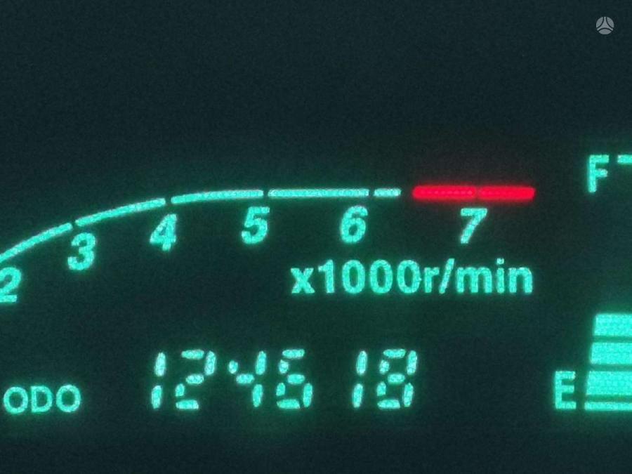 Melns Toyota Yaris 2005 Viļņa, ar dzinēja tilpumu 1.30 L un nobraukumu 124 tūkst. km par 2550 €, foto 1 vietnē AUTOMOTO.COM.LV