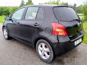 Melns Toyota Yaris 2006 Liepāja, ar dzinēja tilpumu 1.40 L un nobraukumu 260 tūkst. km par 1590 €, foto 6 vietnē AUTOMOTO.COM.LV