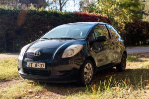 Melns Toyota Yaris 2006 Rīga, ar dzinēja tilpumu 1.40 L un nobraukumu 285 tūkst. km par 1500 €, foto 6 vietnē AUTOMOTO.COM.LV