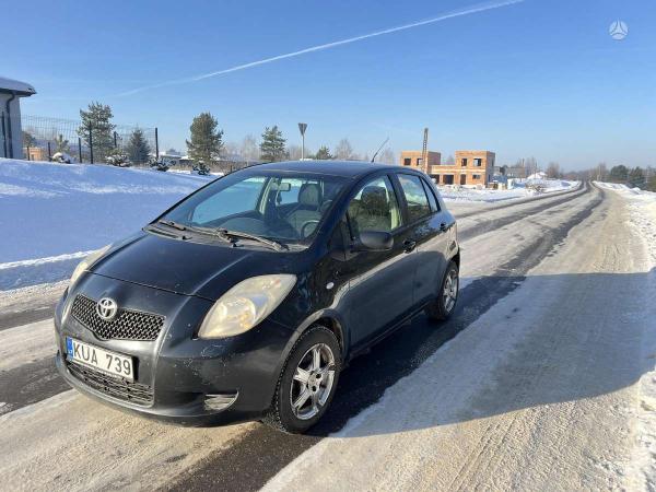Melns Toyota Yaris 2007 Viļņa, ar dzinēja tilpumu 1.36 L un nobraukumu 330 tūkst. km par 1650 €, foto 7 vietnē AUTOMOTO.COM.LV