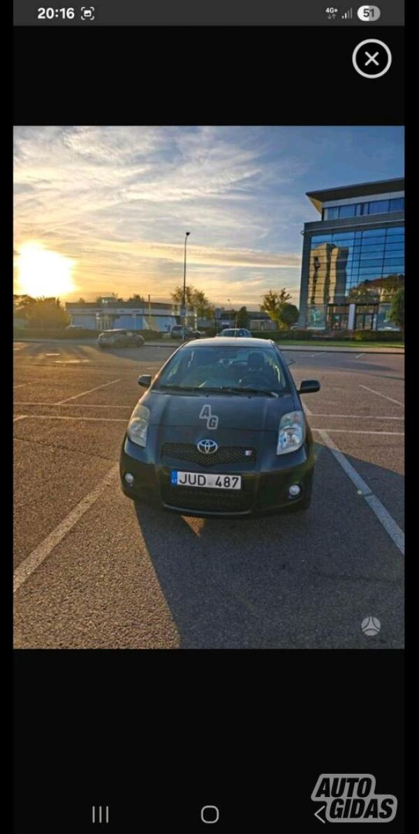 Black Toyota Yaris 2007 in Anyksciai, with an engine capacity of 1.80 L and mileage of 351 thousand km for 1800 €, photo 2 on AUTOMOTO.COM.LV
