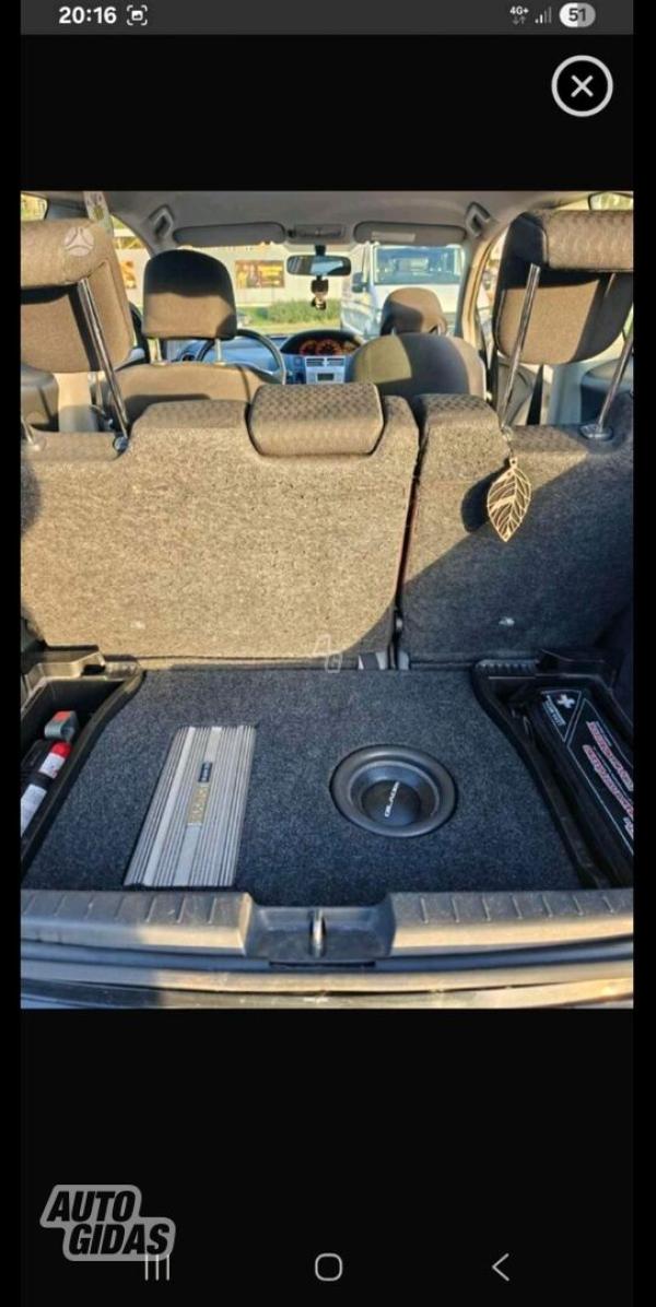 Black Toyota Yaris 2007 in Anyksciai, with an engine capacity of 1.80 L and mileage of 351 thousand km for 1800 €, photo 7 on AUTOMOTO.COM.LV