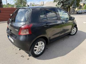 Melns Toyota Yaris 2007 Kauņa, ar dzinēja tilpumu 1.36 L un nobraukumu 265 tūkst. km par 1250 €, foto 6 vietnē AUTOMOTO.COM.LV