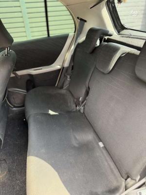 Melns Toyota Yaris 2007 Kauņa, ar dzinēja tilpumu 1.36 L un nobraukumu 265 tūkst. km par 1250 €, foto 26 vietnē AUTOMOTO.COM.LV