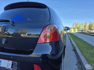 Melns Toyota Yaris 2008 Viļņa, ar dzinēja tilpumu 1.80 L un nobraukumu 228 tūkst. km par 3650 €, foto 11 vietnē AUTOMOTO.COM.LV