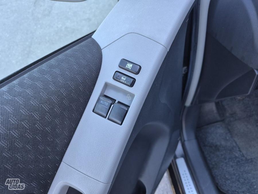 Melns Toyota Yaris 2008 Viļņa, ar dzinēja tilpumu 1.80 L un nobraukumu 228 tūkst. km par 3650 €, foto 14 vietnē AUTOMOTO.COM.LV