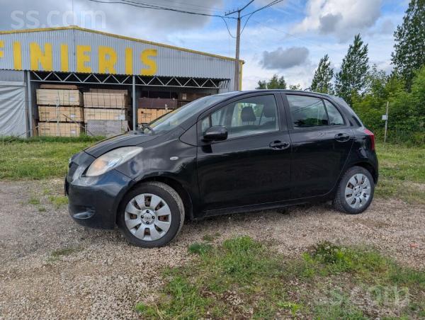 Melns Toyota Yaris 2008 Madona, ar dzinēja tilpumu 1.30 L un nobraukumu 266 tūkst. km par 1500 €, foto 6 vietnē AUTOMOTO.COM.LV
