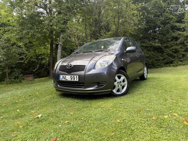 Black Toyota Yaris 2008 in Trakai, with an engine capacity of 1.40 L and mileage of 269 thousand km for 1790 €, photo 2 on AUTOMOTO.COM.LV