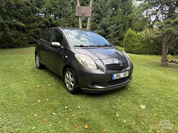 Black Toyota Yaris 2008 in Trakai, with an engine capacity of 1.40 L and mileage of 269 thousand km for 1790 €, photo 7 on AUTOMOTO.COM.LV