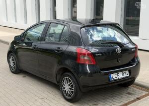 Black Toyota Yaris 2008 in Vilnius, with an engine capacity of 1.40 L and mileage of 208 thousand km for 1750 €, photo 4 on AUTOMOTO.COM.LV