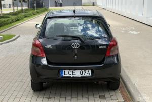 Black Toyota Yaris 2008 in Vilnius, with an engine capacity of 1.40 L and mileage of 208 thousand km for 1750 €, photo 5 on AUTOMOTO.COM.LV