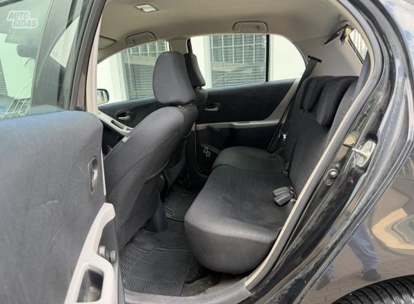 Black Toyota Yaris 2008 in Vilnius, with an engine capacity of 1.40 L and mileage of 208 thousand km for 1750 €, photo 10 on AUTOMOTO.COM.LV