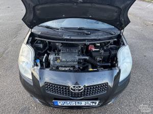 Melns Toyota Yaris 2008 Kauņa, ar dzinēja tilpumu 1.30 L un nobraukumu 212 tūkst. km par 1850 €, foto 12 vietnē AUTOMOTO.COM.LV