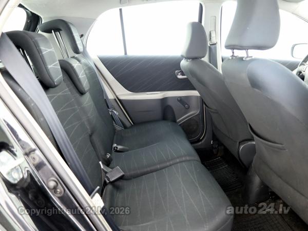 Black Toyota Yaris 2008 in Tallinn, with an engine capacity of 1.30 L and mileage of 152 thousand km for 1999 €, photo 8 on AUTOMOTO.COM.LV