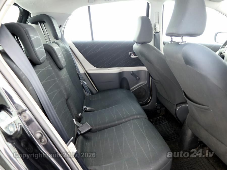 Black Toyota Yaris 2008 in Tallinn, with an engine capacity of 1.30 L and mileage of 152 thousand km for 1999 €, photo 8 on AUTOMOTO.COM.LV
