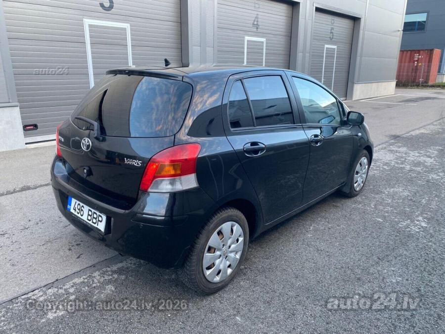 Black Toyota Yaris 2009 in Tallinn, with an engine capacity of 1.30 L and mileage of 185 thousand km for 1999 €, photo 12 on AUTOMOTO.COM.LV