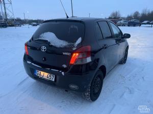 Melns Toyota Yaris 2009 Vilkaviškis, ar dzinēja tilpumu 1.40 L un nobraukumu 237 tūkst. km par 850 €, foto 5 vietnē AUTOMOTO.COM.LV
