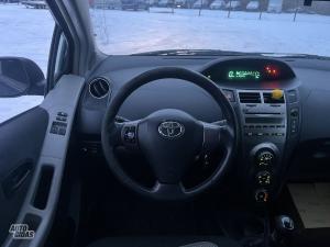 Melns Toyota Yaris 2009 Vilkaviškis, ar dzinēja tilpumu 1.40 L un nobraukumu 237 tūkst. km par 850 €, foto 13 vietnē AUTOMOTO.COM.LV