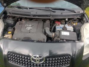 Black Toyota Yaris 2009 in Sakiai, with an engine capacity of 1.36 L and mileage of 154 thousand km for 1900 €, photo 11 on AUTOMOTO.COM.LV