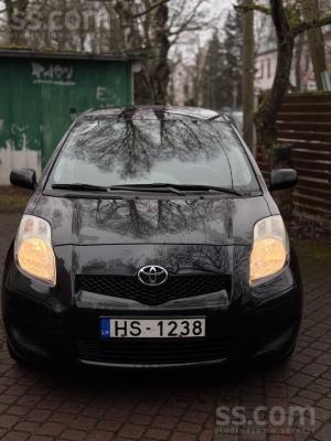 Black Toyota Yaris 2010 in Riga, with an engine capacity of 1.00 L and mileage of 188 thousand km for 3000 €, photo 21 on AUTOMOTO.COM.LV