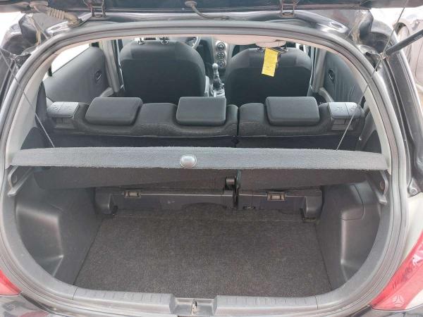 Melns Toyota Yaris 2010 Kauņa, ar dzinēja tilpumu 1.00 L un nobraukumu 193 tūkst. km par 1700 €, foto 7 vietnē AUTOMOTO.COM.LV