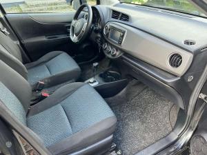 Black Toyota Yaris 2012 in Klaipeda, with an engine capacity of 1.33 L and mileage of 180 thousand km for 3650 €, photo 12 on AUTOMOTO.COM.LV