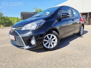 Black Toyota Yaris 2015 in Daugavpils, with an engine capacity of 1.40 L and mileage of 0 thousand km for 4950 €, photo 2 on AUTOMOTO.COM.LV