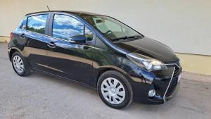 Black Toyota Yaris 2015 in Ogre, with an engine capacity of 1.00 L and mileage of 152 thousand km for 6950 €, photo 6 on AUTOMOTO.COM.LV