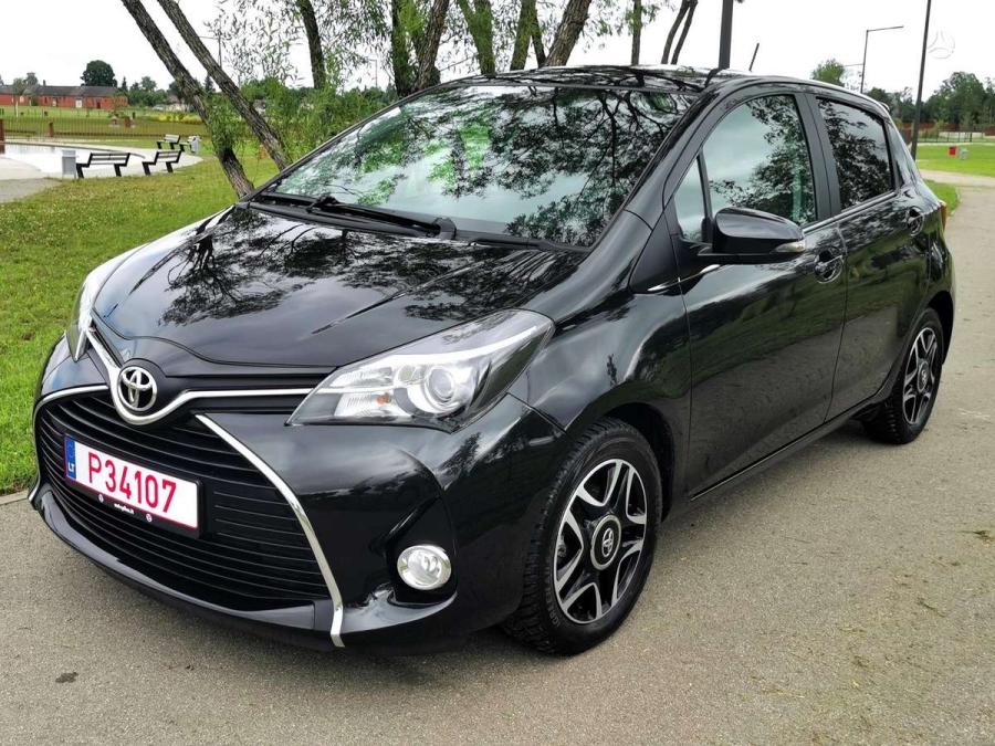 Melns Toyota Yaris 2015 Ukmergė, ar dzinēja tilpumu 1.36 L un nobraukumu 231 tūkst. km par 6900 €, foto 3 vietnē AUTOMOTO.COM.LV