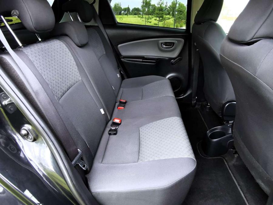 Melns Toyota Yaris 2015 Ukmergė, ar dzinēja tilpumu 1.36 L un nobraukumu 231 tūkst. km par 6900 €, foto 11 vietnē AUTOMOTO.COM.LV