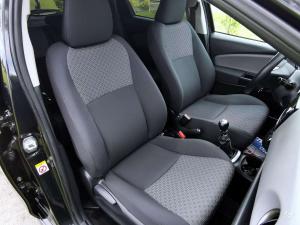 Melns Toyota Yaris 2015 Ukmergė, ar dzinēja tilpumu 1.36 L un nobraukumu 231 tūkst. km par 6900 €, foto 14 vietnē AUTOMOTO.COM.LV