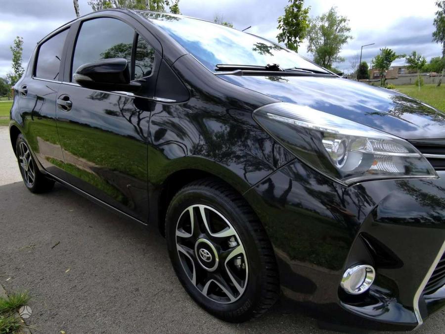 Melns Toyota Yaris 2015 Ukmergė, ar dzinēja tilpumu 1.36 L un nobraukumu 231 tūkst. km par 6900 €, foto 45 vietnē AUTOMOTO.COM.LV