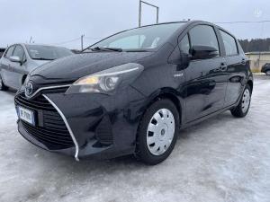 Black Toyota Yaris 2016 in Vilnius, with an engine capacity of 1.50 L and mileage of 229 thousand km for 6490 €, photo  on AUTOMOTO.COM.LV