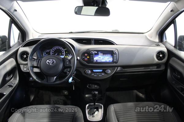 Melns Toyota Yaris 2017 Tallina, ar dzinēja tilpumu 1.50 L un nobraukumu 112 tūkst. km par 10990 €, foto 8 vietnē AUTOMOTO.COM.LV