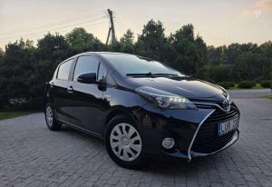 Black Toyota Yaris 2017 in Utena, with an engine capacity of 1.50 L and mileage of 183 thousand km for 7700 €, photo 25 on AUTOMOTO.COM.LV