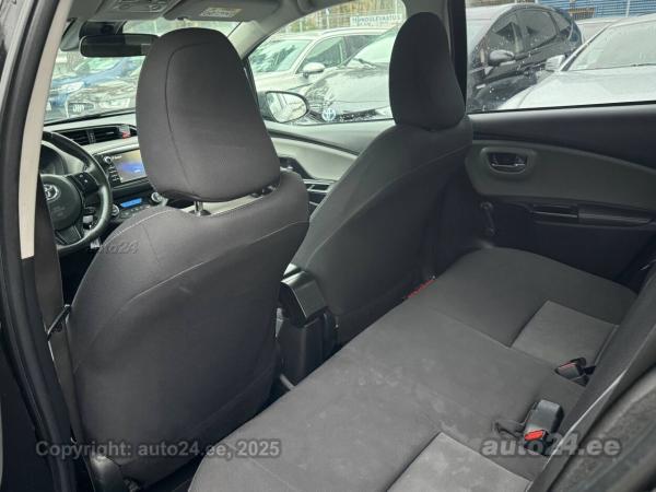 Melns Toyota Yaris 2018 Tallina, ar dzinēja tilpumu 1.50 L un nobraukumu 140 tūkst. km par 7950 €, foto 11 vietnē AUTOMOTO.COM.LV