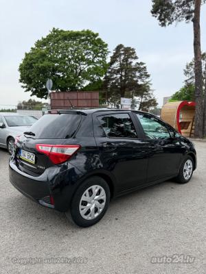 Black Toyota Yaris 2018 in Tallinn, with an engine capacity of 1.50 L and mileage of 0 thousand km for 7999 €, photo 5 on AUTOMOTO.COM.LV
