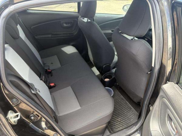 Black Toyota Yaris 2019 in Radviliskis, with an engine capacity of 1.50 L and mileage of 45 thousand km for 8350 €, photo 10 on AUTOMOTO.COM.LV