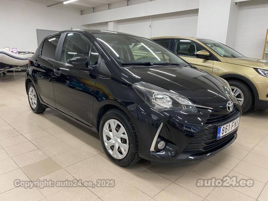 Melns Toyota Yaris 2020 Jehvi, ar dzinēja tilpumu 1.50 L un nobraukumu 80 tūkst. km par 12900 €, foto 7 vietnē AUTOMOTO.COM.LV