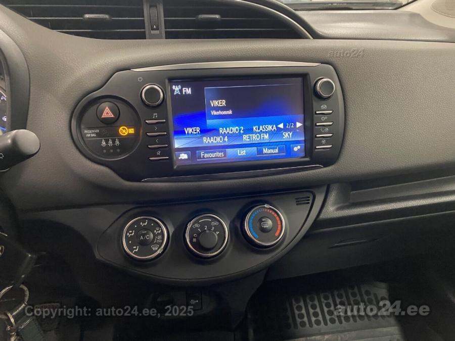 Melns Toyota Yaris 2020 Jehvi, ar dzinēja tilpumu 1.50 L un nobraukumu 80 tūkst. km par 12900 €, foto 14 vietnē AUTOMOTO.COM.LV