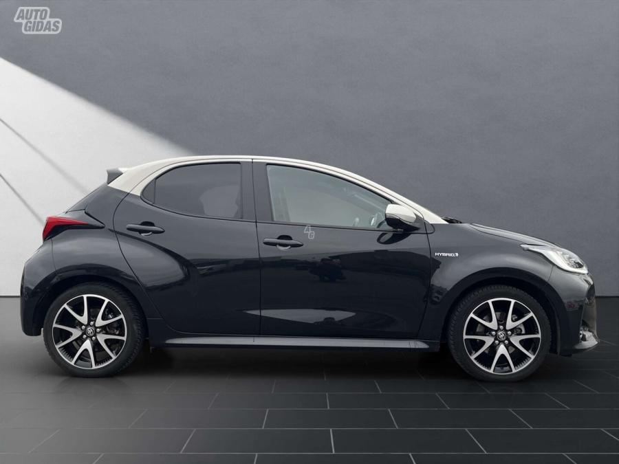 Melns Toyota Yaris 2020 Kauņa, ar dzinēja tilpumu 1.50 L un nobraukumu 70 tūkst. km par 22244 €, foto 6 vietnē AUTOMOTO.COM.LV