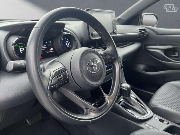 Melns Toyota Yaris 2020 Kauņa, ar dzinēja tilpumu 1.50 L un nobraukumu 70 tūkst. km par 22244 €, foto 10 vietnē AUTOMOTO.COM.LV