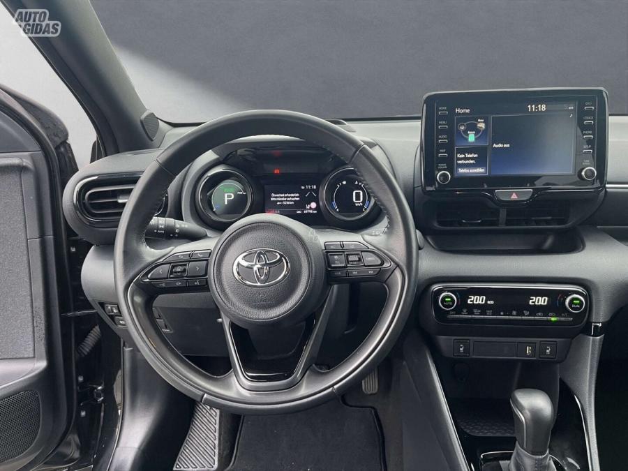 Melns Toyota Yaris 2020 Kauņa, ar dzinēja tilpumu 1.50 L un nobraukumu 70 tūkst. km par 22244 €, foto 13 vietnē AUTOMOTO.COM.LV